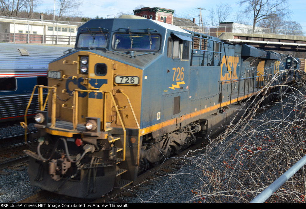 CSX 726 Up Close
